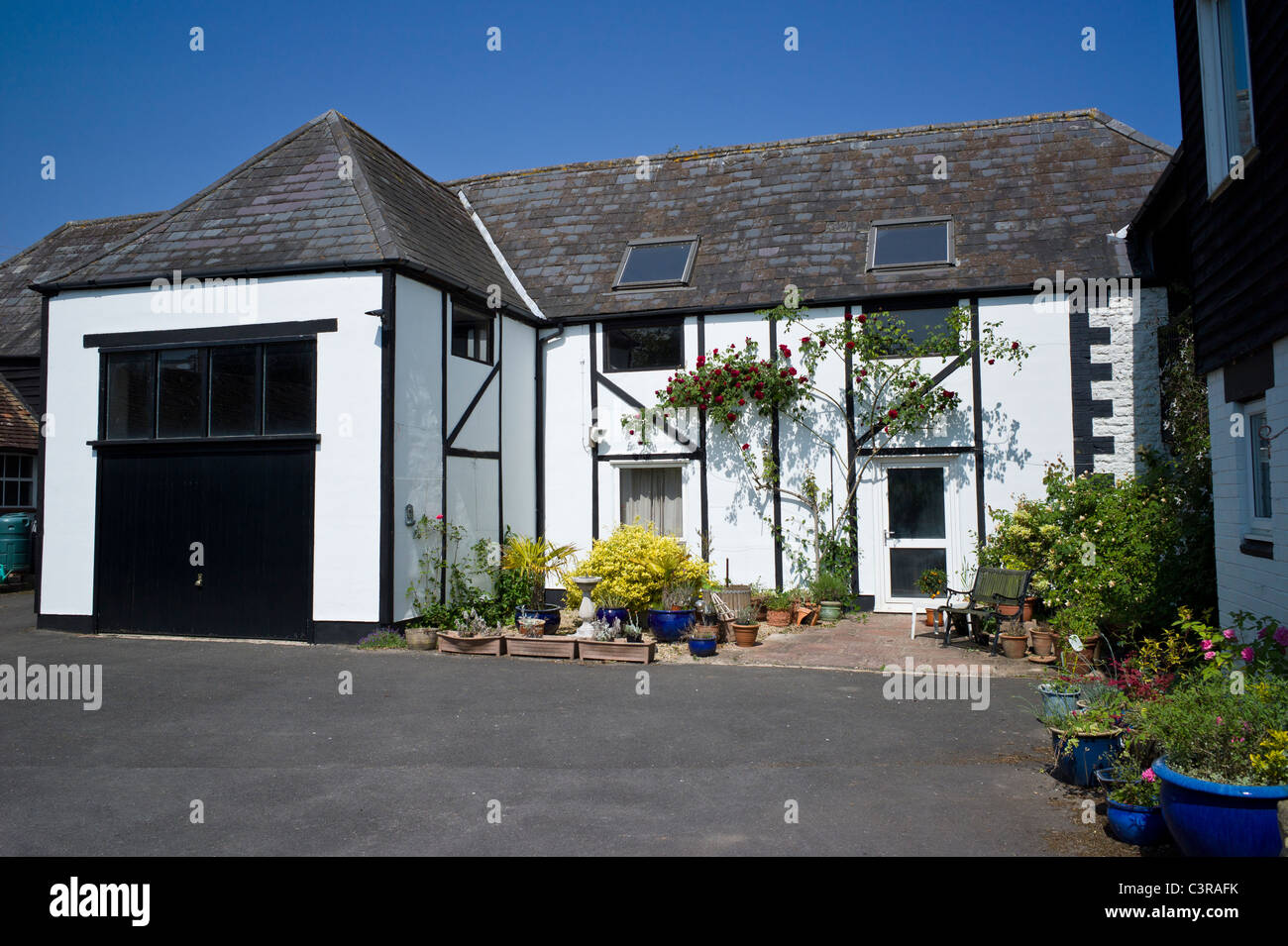 Converted barn hi-res stock photography and images - Alamy