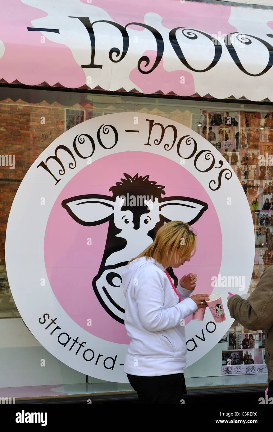 Moo moos hi-res stock photography and images - Alamy