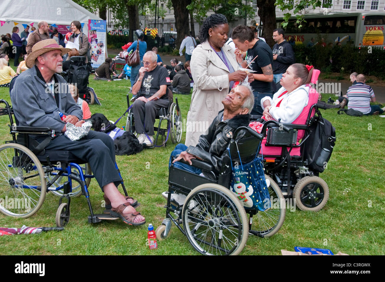 Disabled protest london hi-res stock photography and images - Alamy