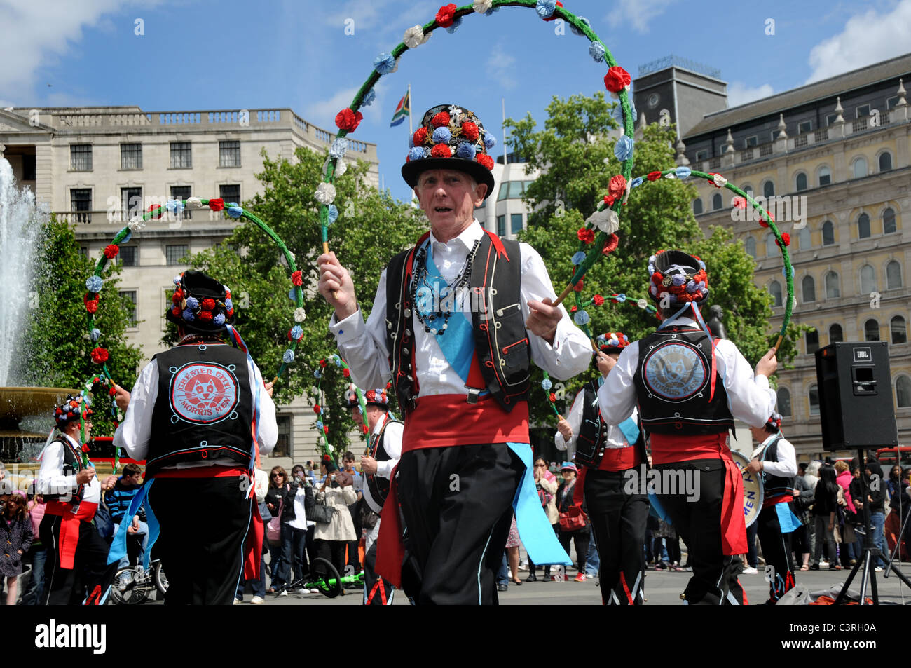 Traditional_morris_dancers hi-res stock photography and images - Alamy
