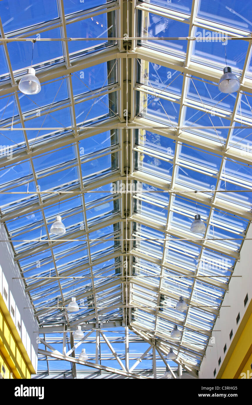Glass roof construction hi-res stock photography and images - Alamy