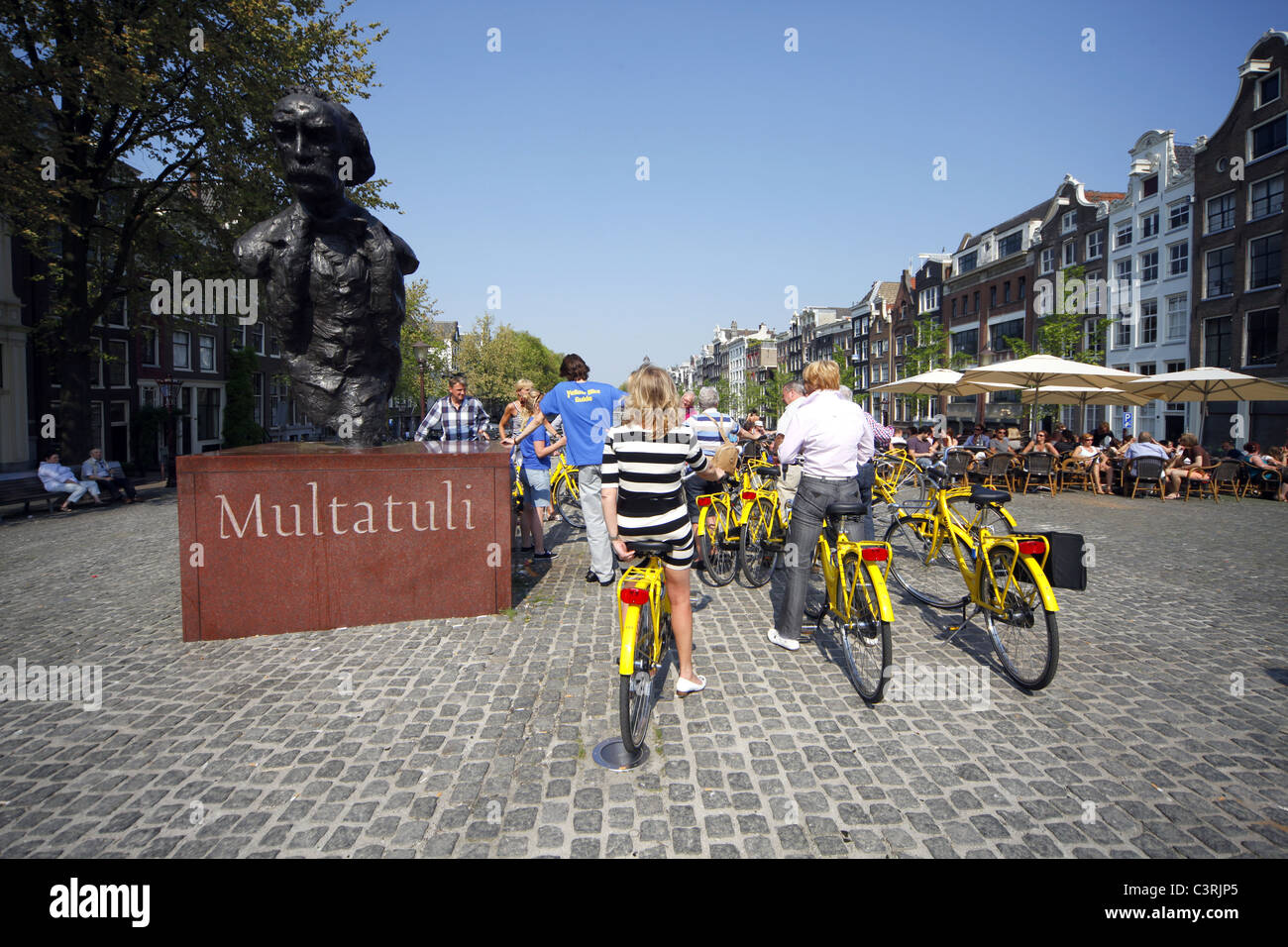 Multatuli statue amsterdam holland hi-res stock photography and images ...