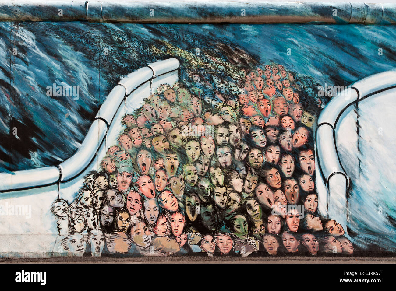 Germany, Berlin, Graffiti on berlin wall Stock Photo - Alamy