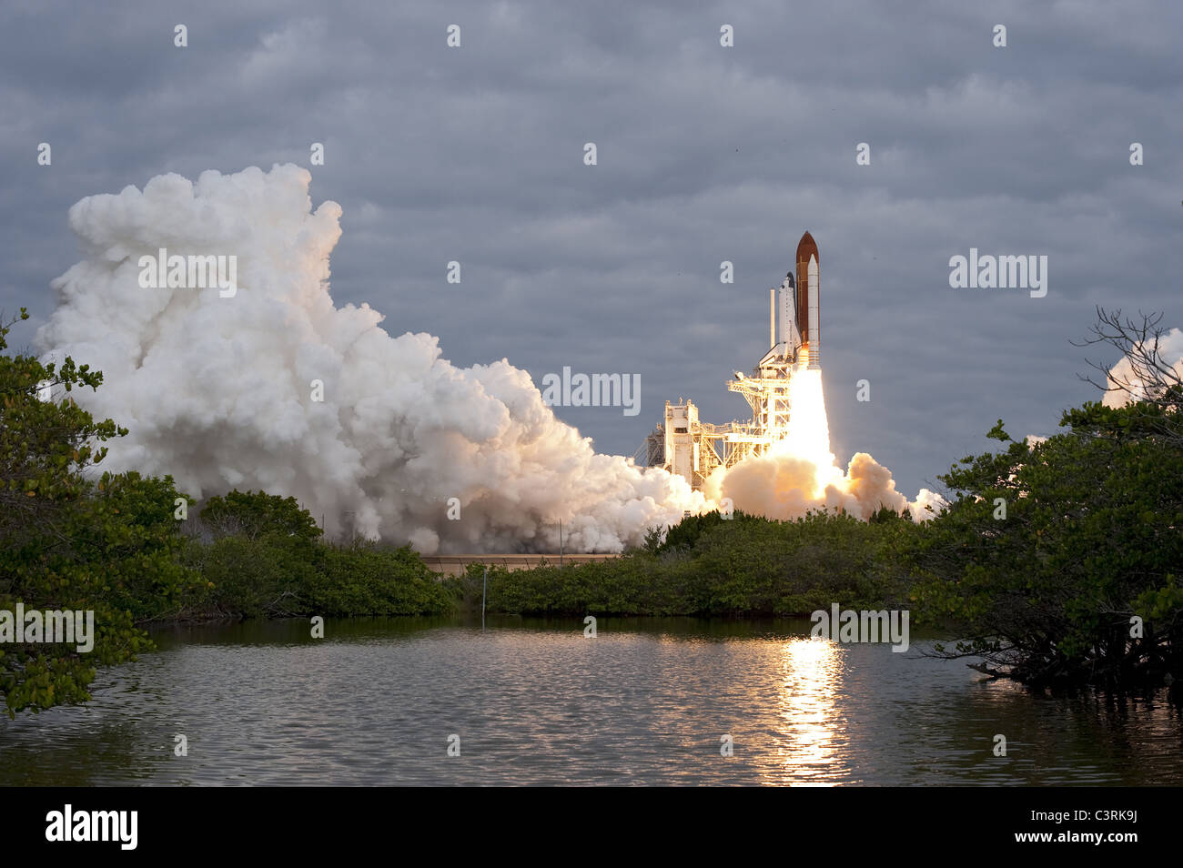 Space shuttle Endeavour lifts off from NASA's Kennedy Space Center in ...
