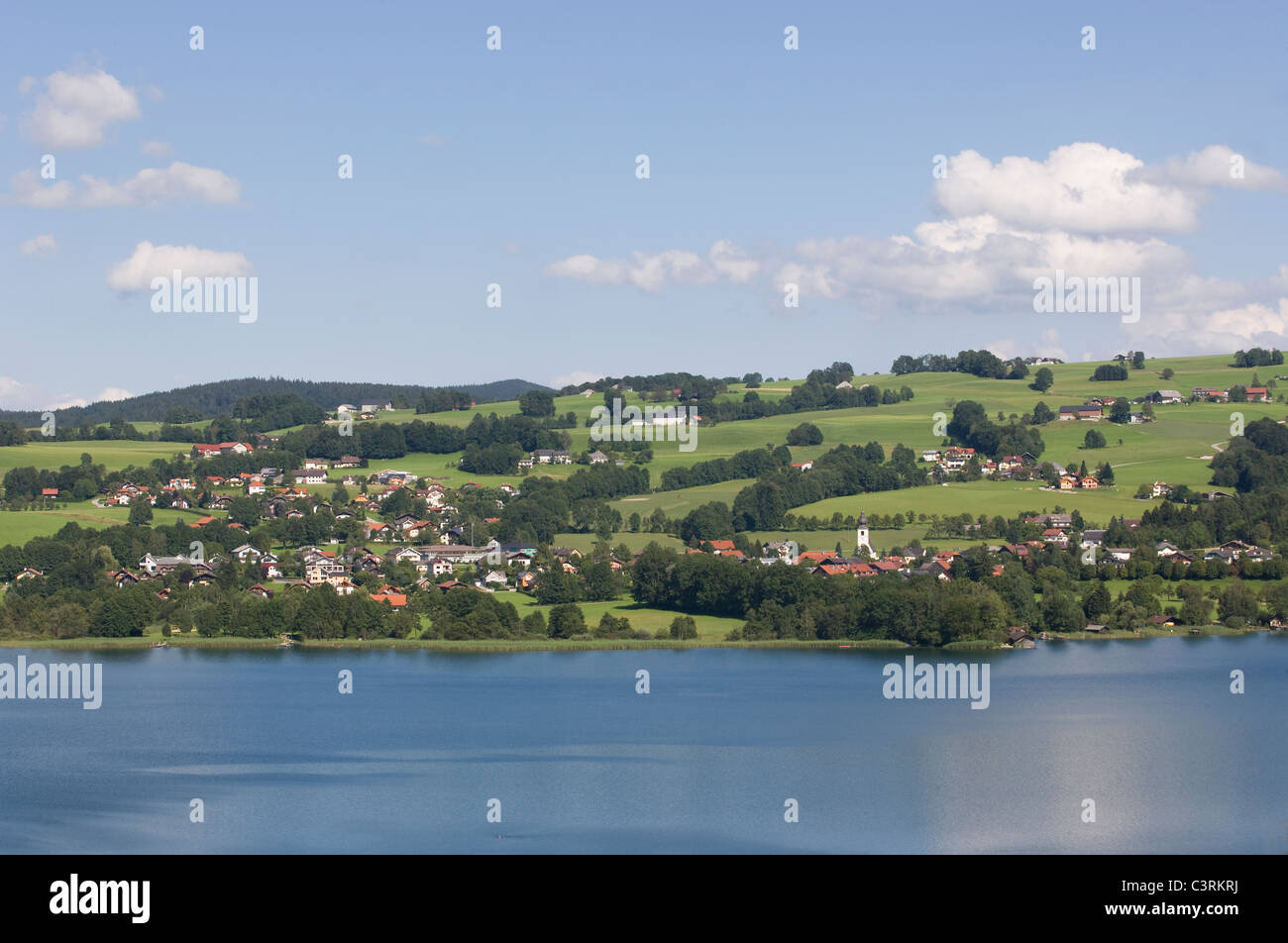 Austria, Salzkammergut, Zell am Moos, View of rural scene with town ...