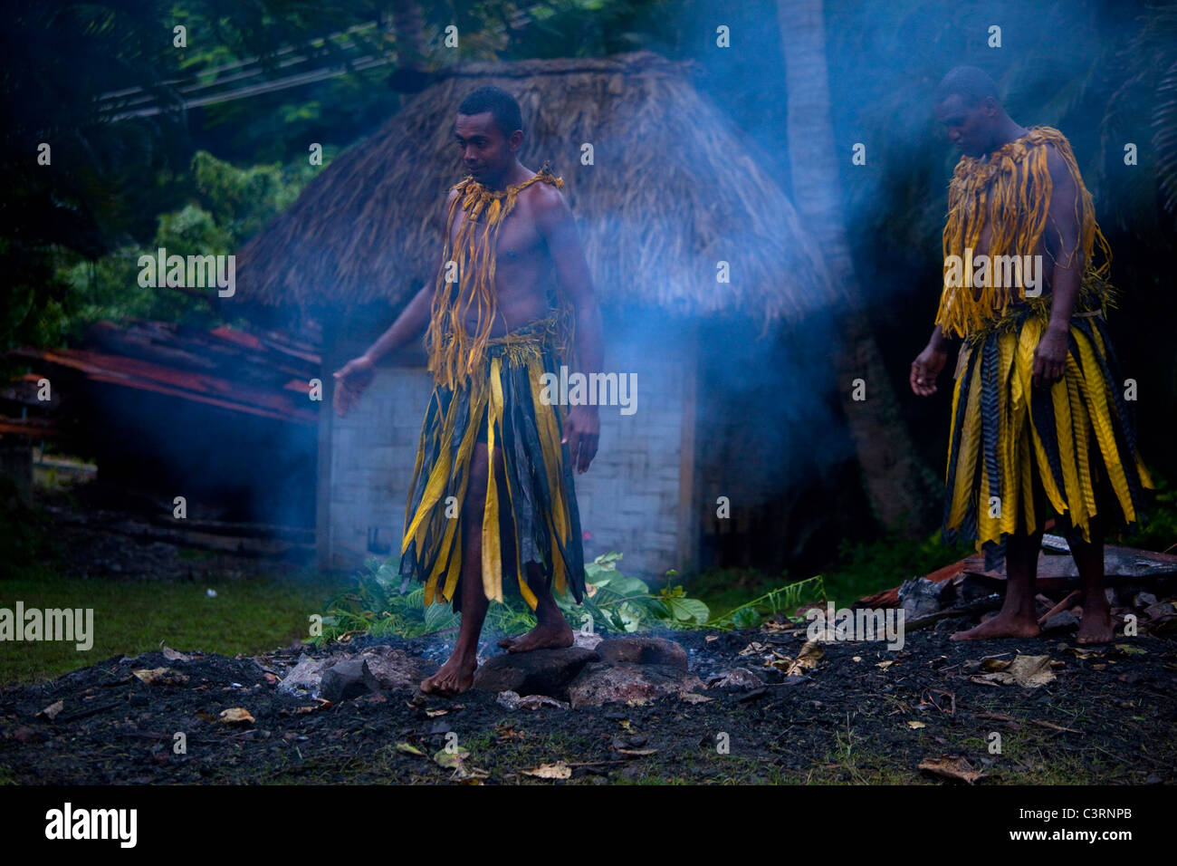 Firewalkers hi-res stock photography and images - Alamy