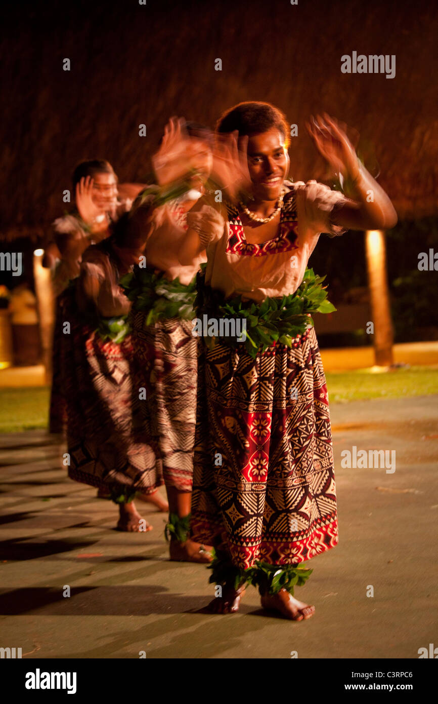 Lovo, Fijian Feast, Shangri-la Fijian Resort and Spa, Coral Coast, Viti ...