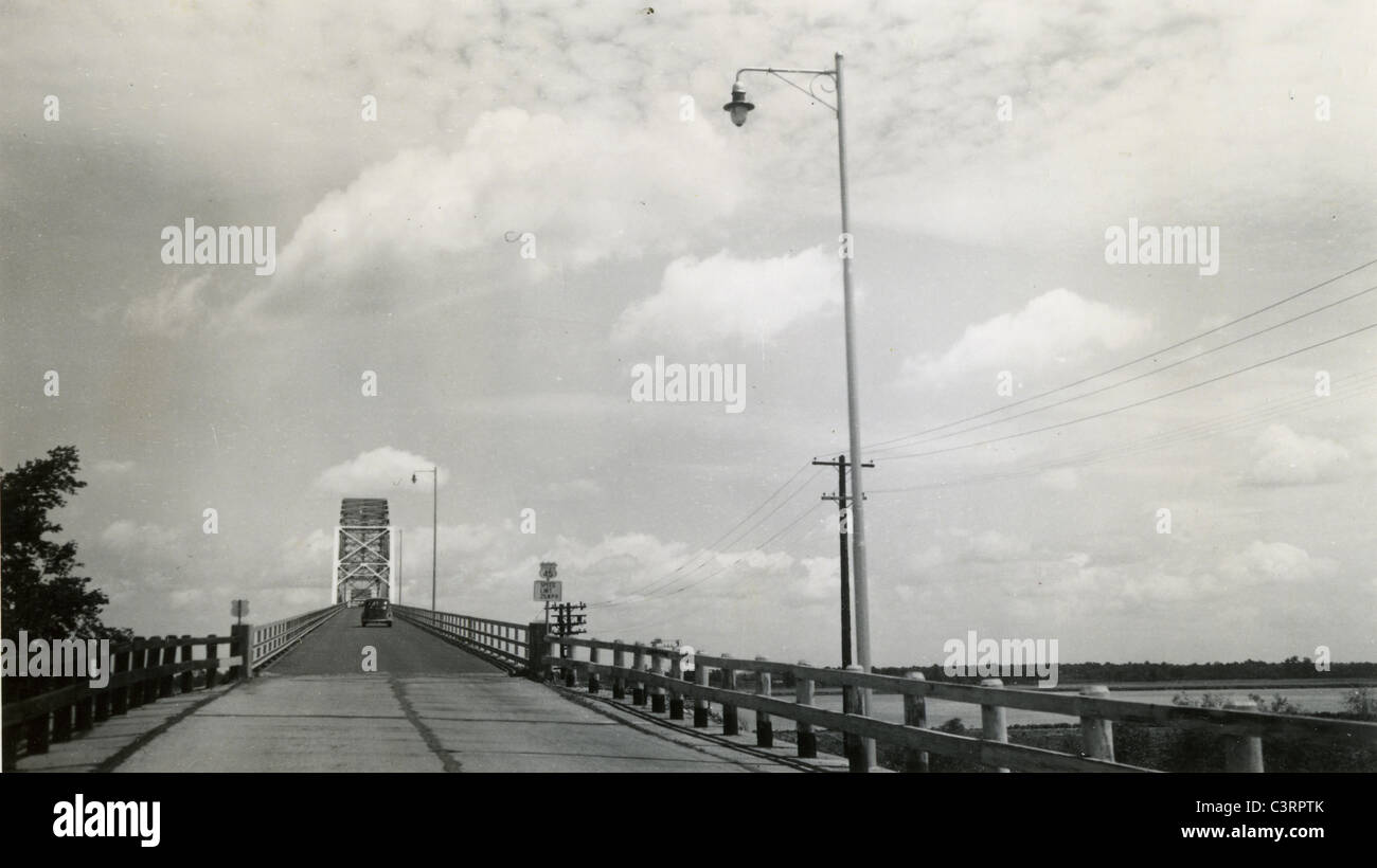 Mississippi river bridge cairo illinois hi-res stock photography and ...