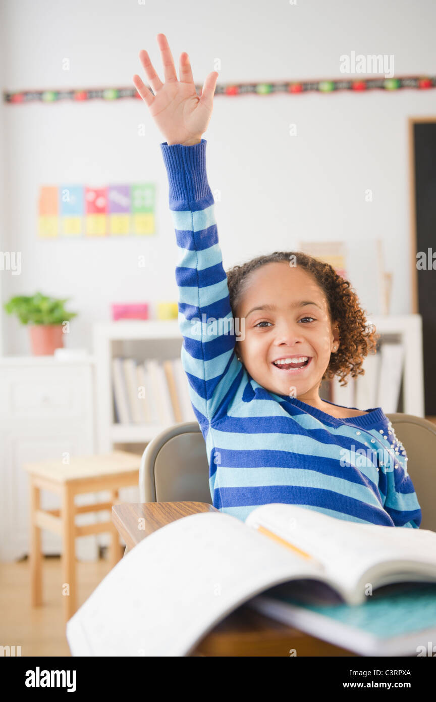 African girl 6 7 raising hand hi-res stock photography and images - Alamy