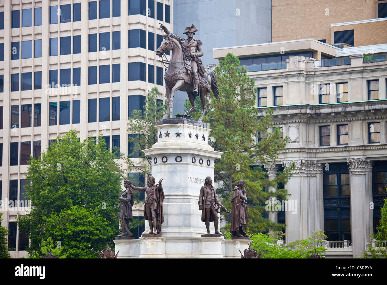 Statue of Geroge Washington at the State Capitol, Richmond, VA Stock ...
