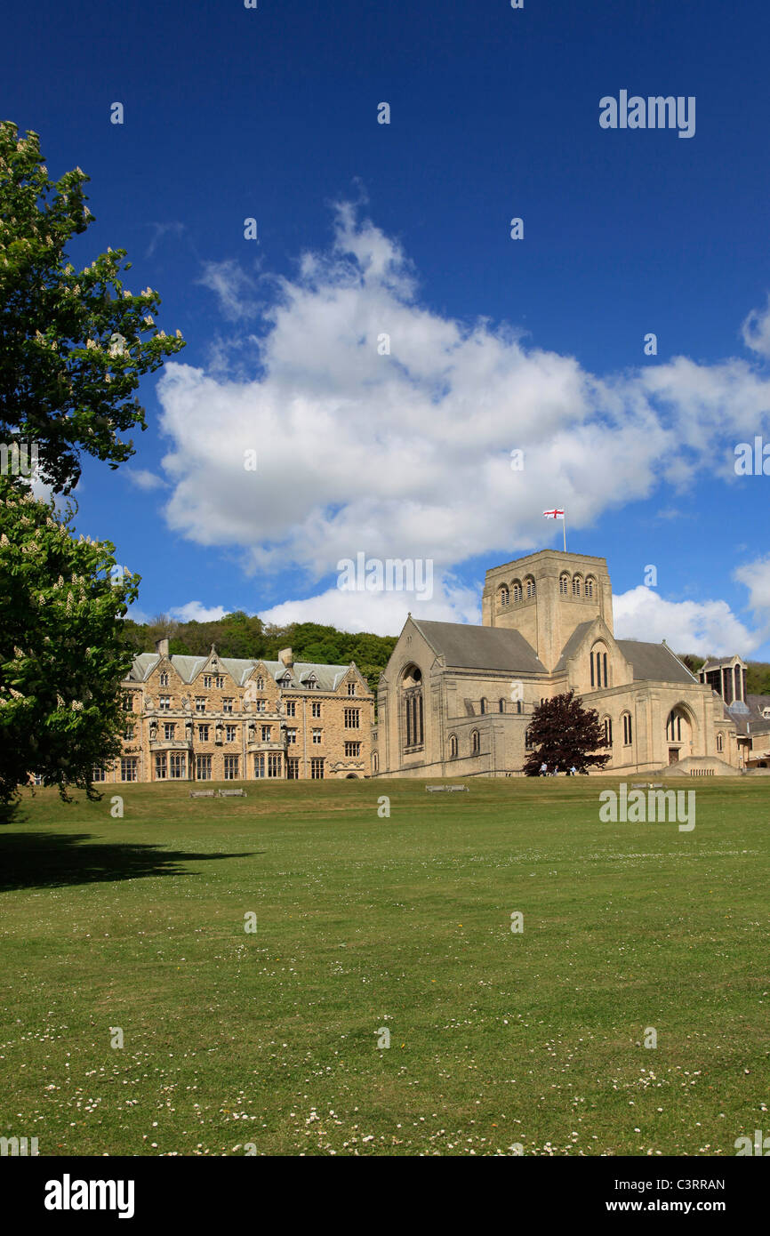 Ampleforth abbey monks hi-res stock photography and images - Alamy