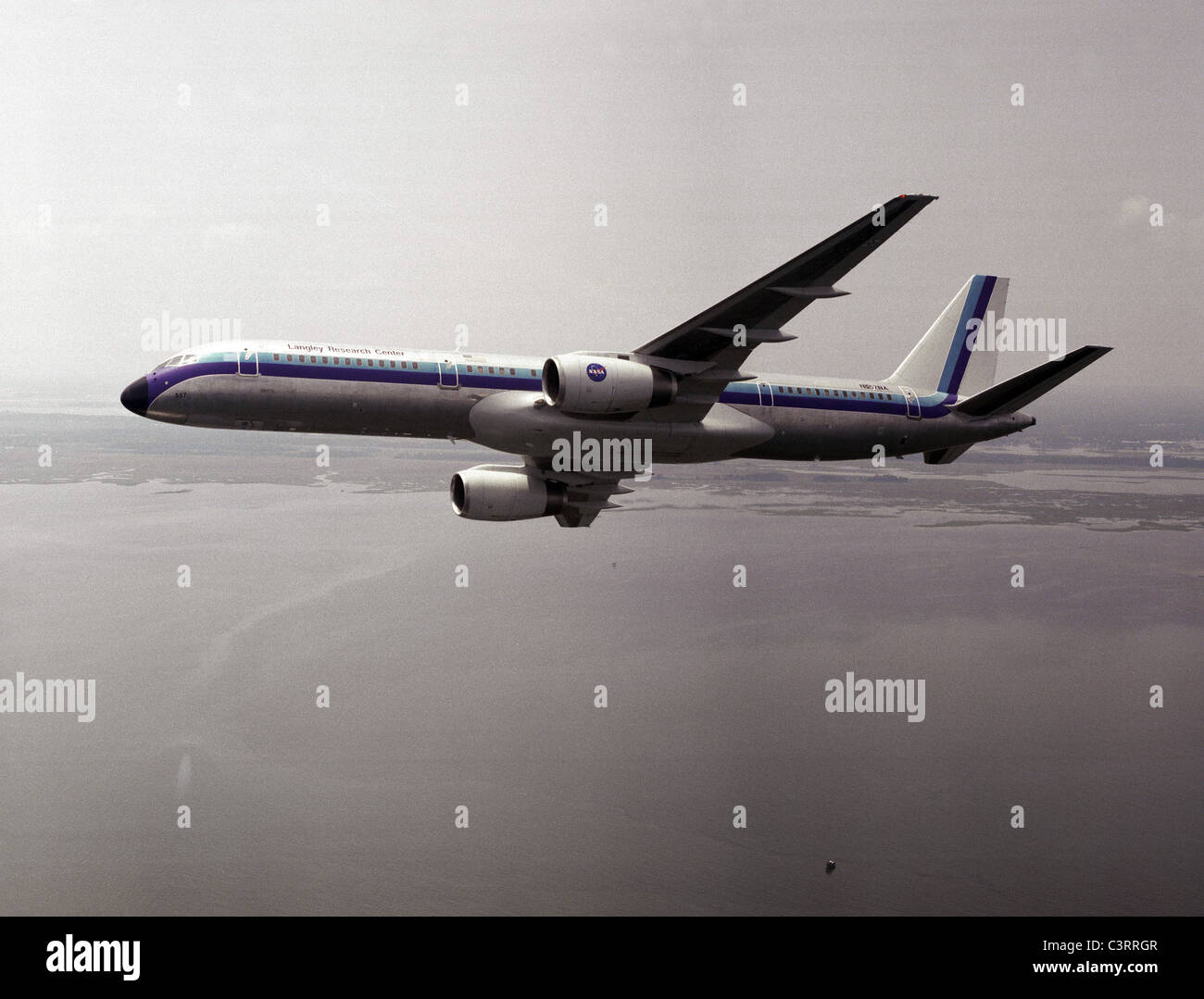 B 757 High Resolution Stock Photography and Images - Alamy