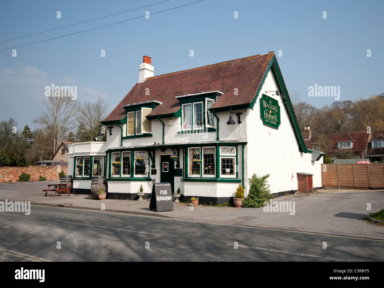 Waggon and horses public house hi-res stock photography and images - Alamy
