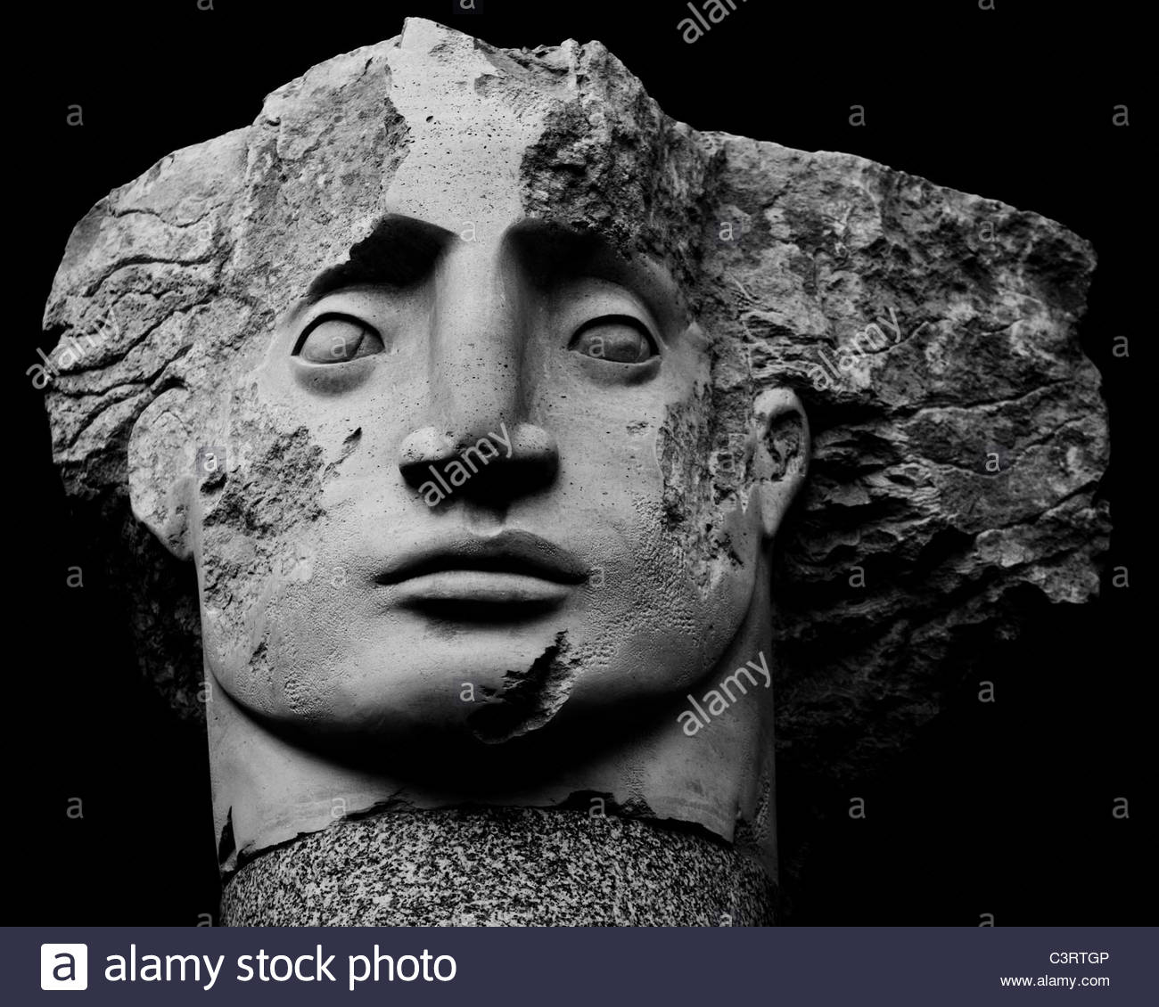 Emily Young Sculpture Stock Photos & Emily Young Sculpture Stock Images ...