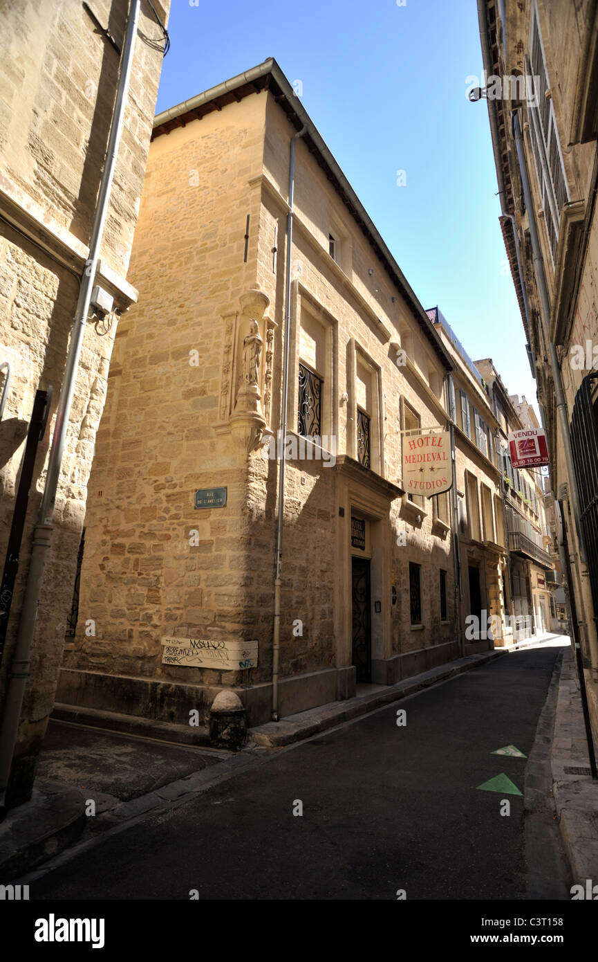 Avignon old town hi-res stock photography and images - Alamy