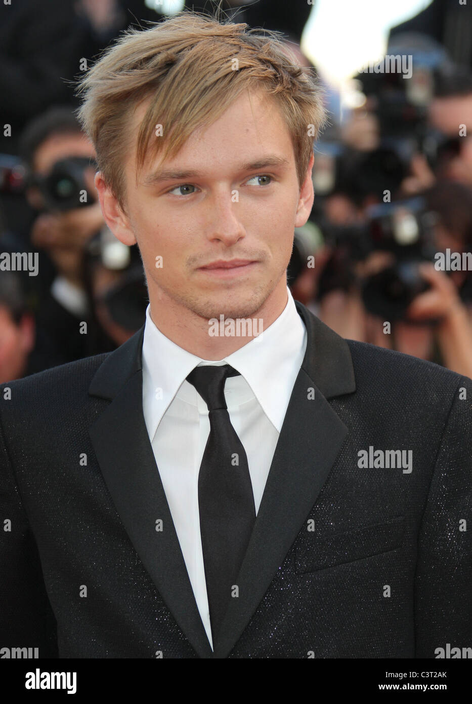 HENRY HOPPER THE TREE OF LIFE PREMIERE CANNES FILM FESTIVAL 2011 PALAIS ...
