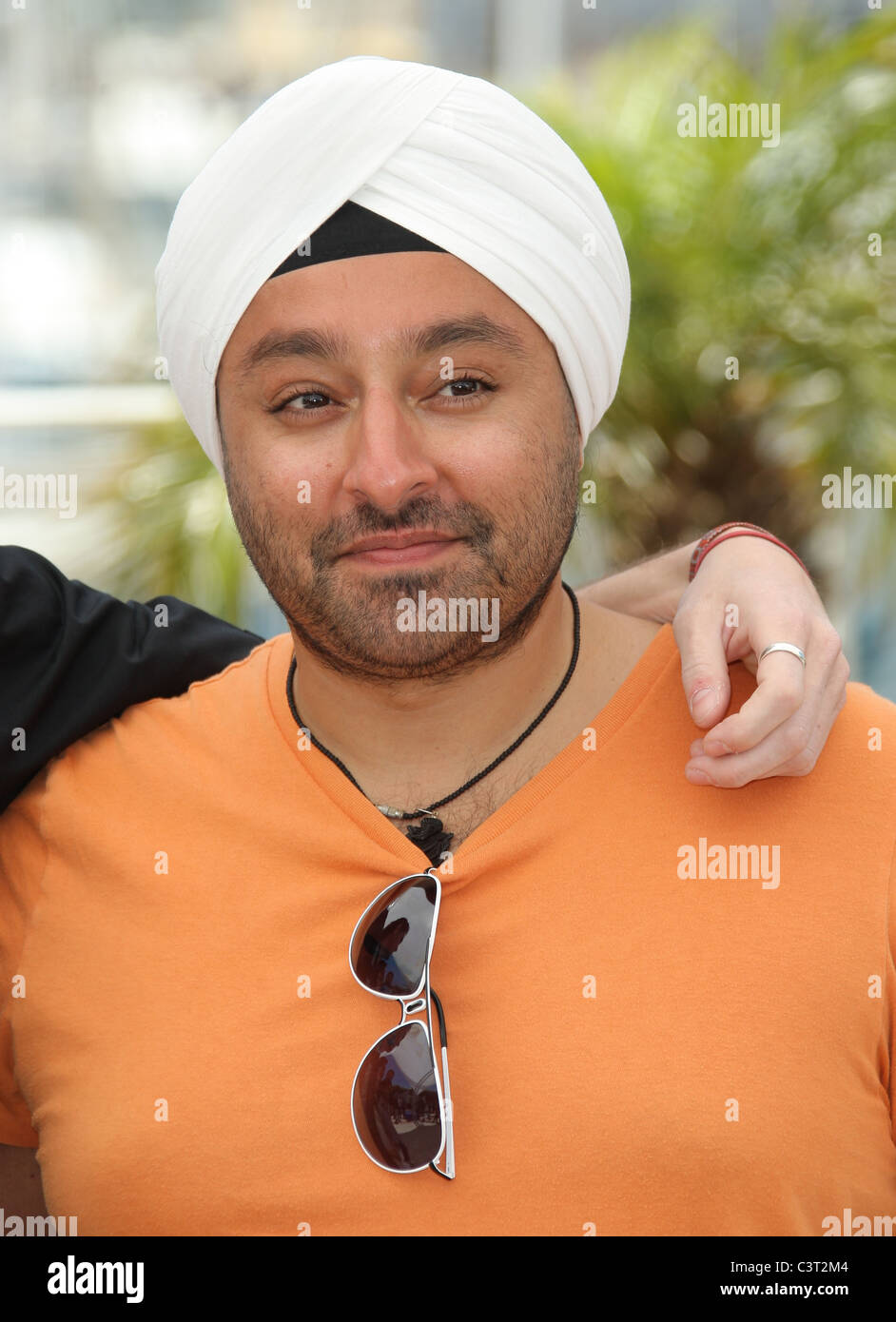 VIKRAM CHATWAL DIAS DE GRACIA PHOTOCALL CANNES FILM FESTIVAL 2011 ...
