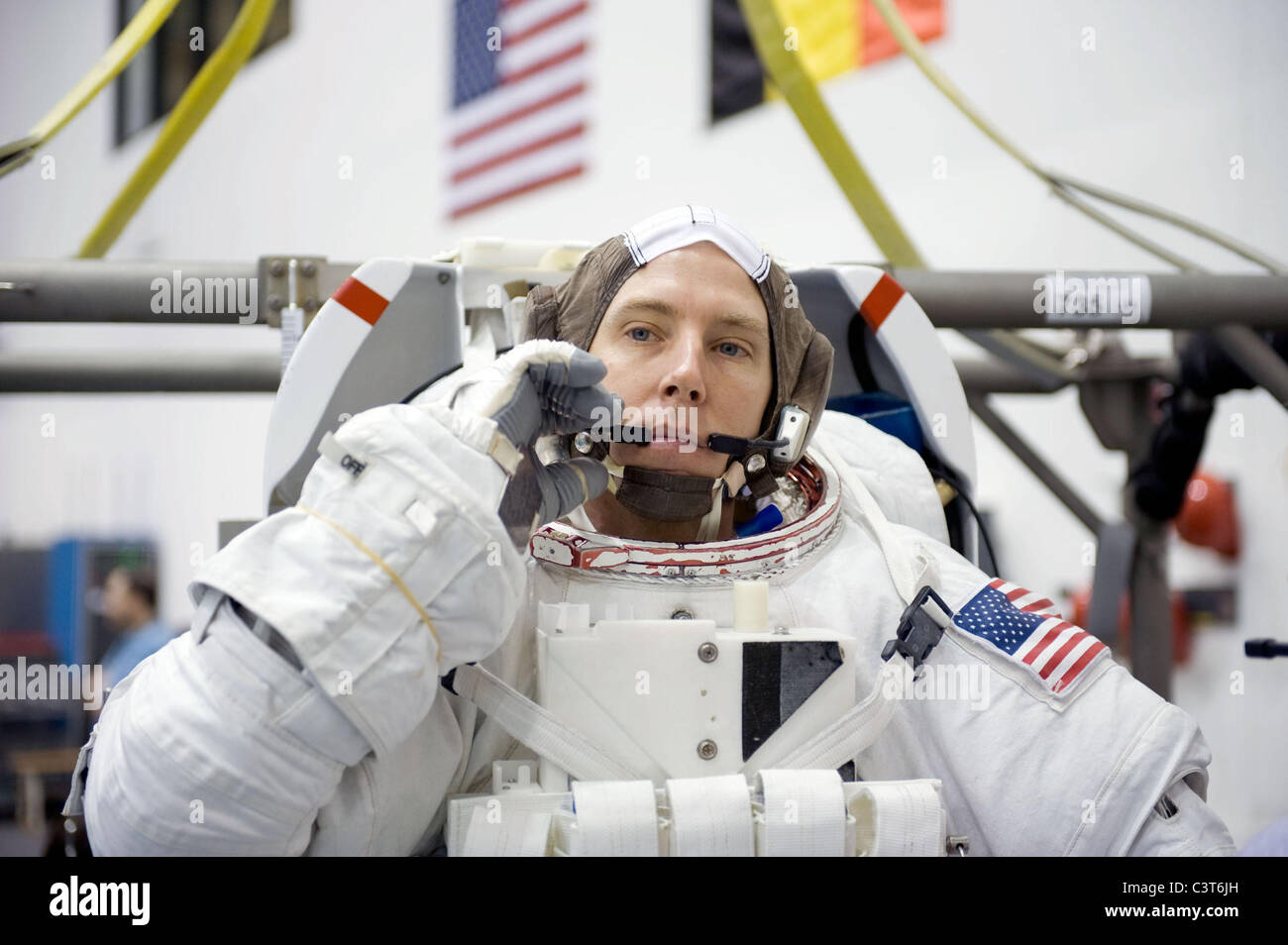Suited for Training NASA astronaut Andrew Feustel, STS-134 mission ...