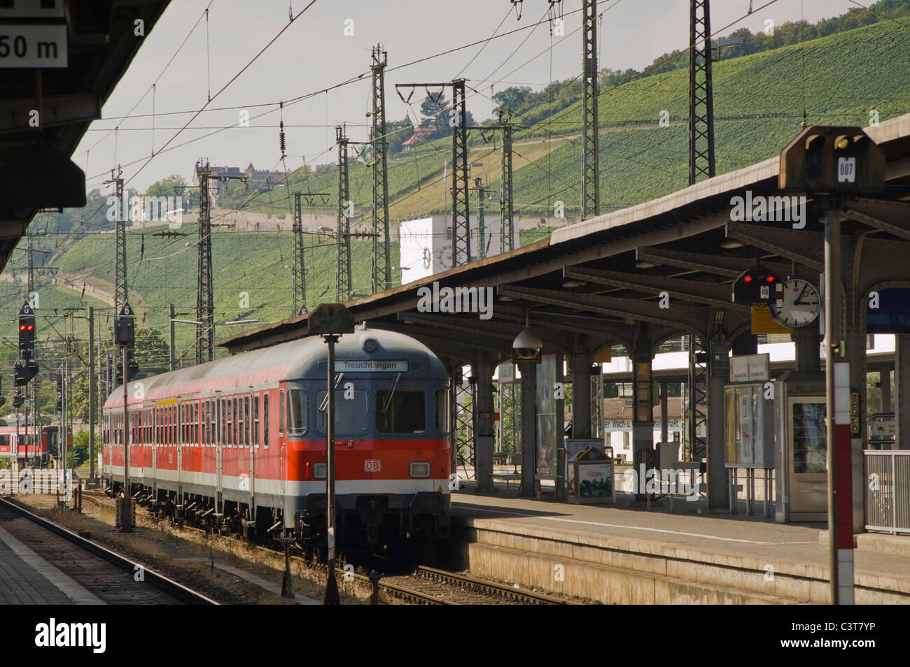 Deutsch bahn hi-res stock photography and images - Alamy