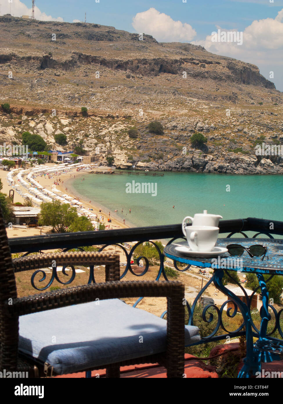 Lindos cafe hi-res stock photography and images - Alamy