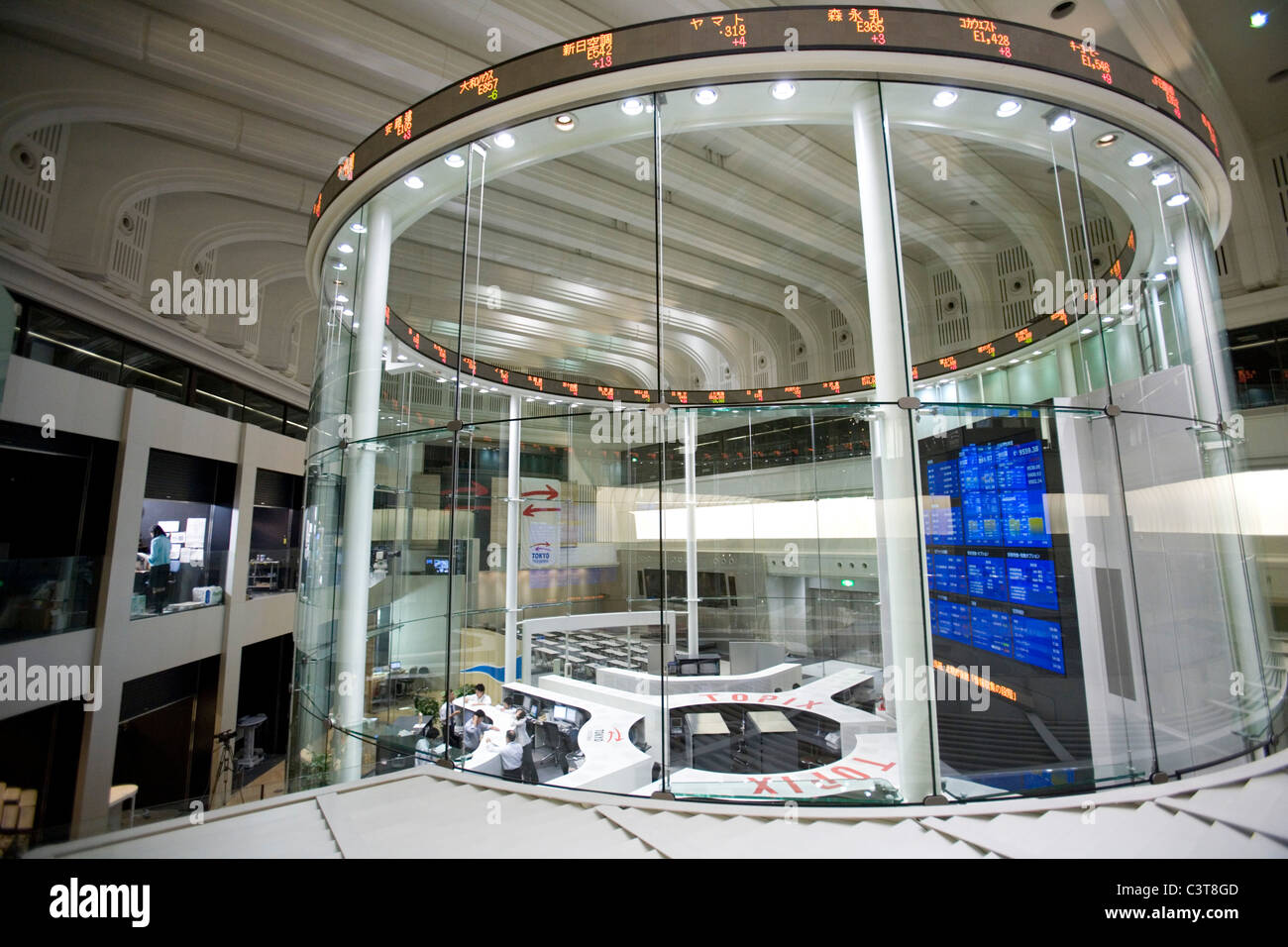 Tokyo stock exchange, Japan Stock Photo - Alamy