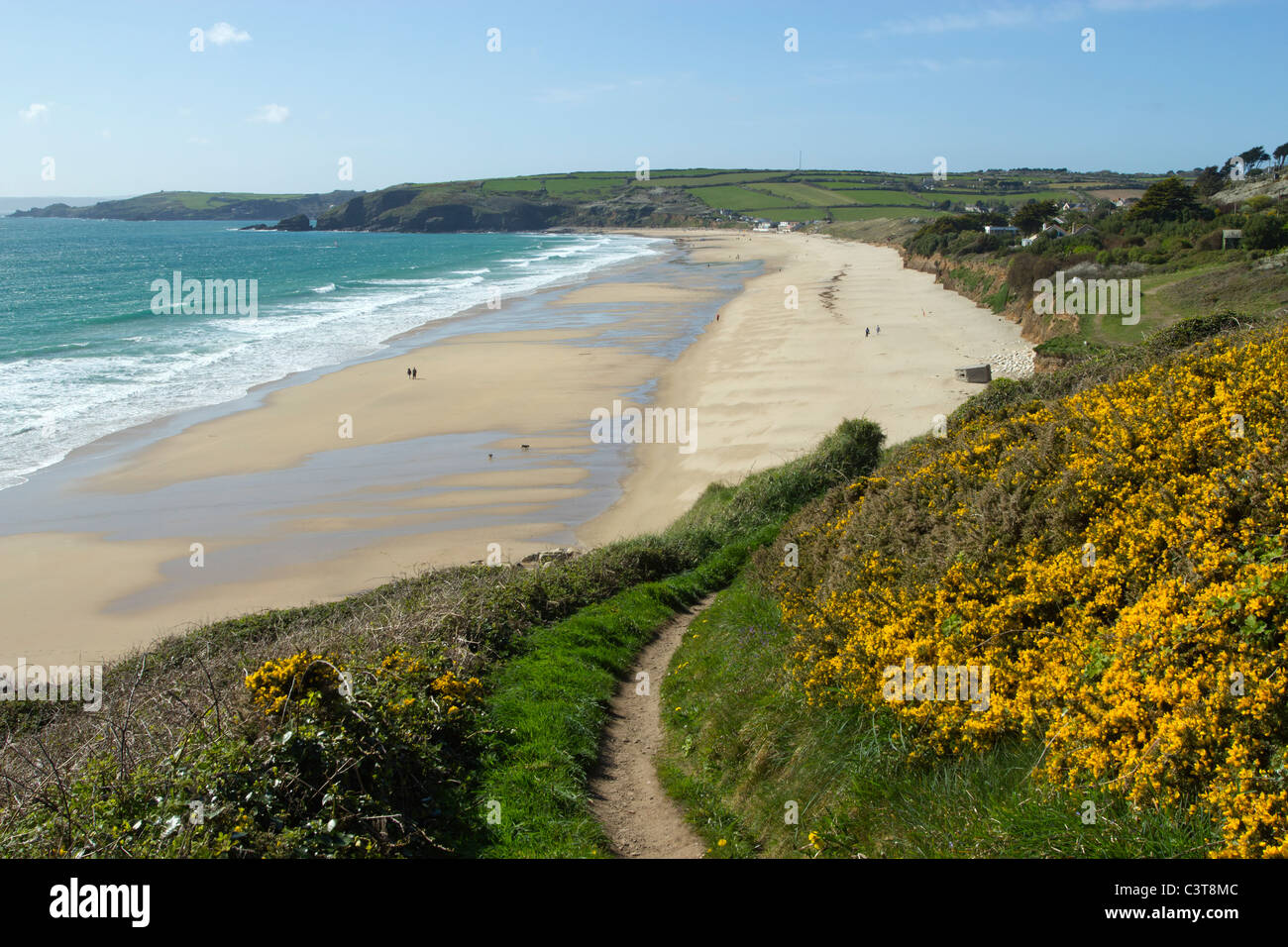Narrow coast hi-res stock photography and images - Alamy