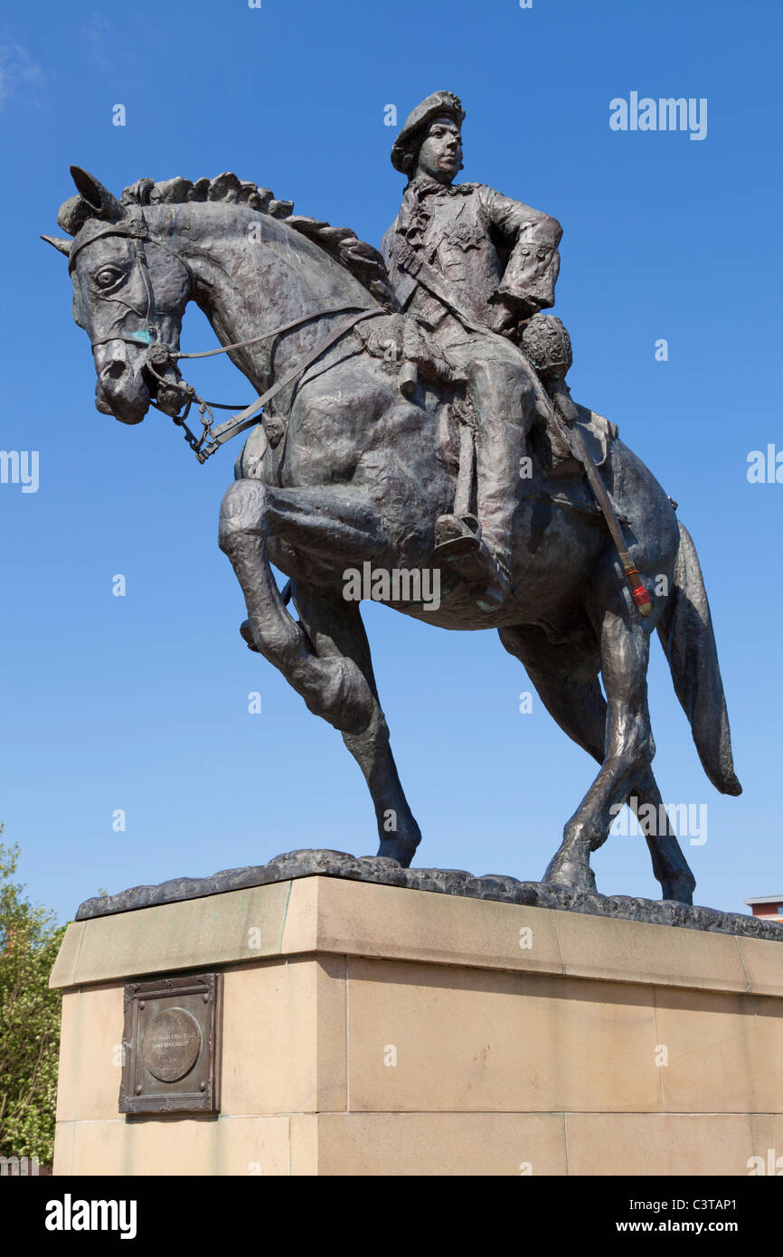 Bonnie prince charlie derby statue hi-res stock photography and images ...