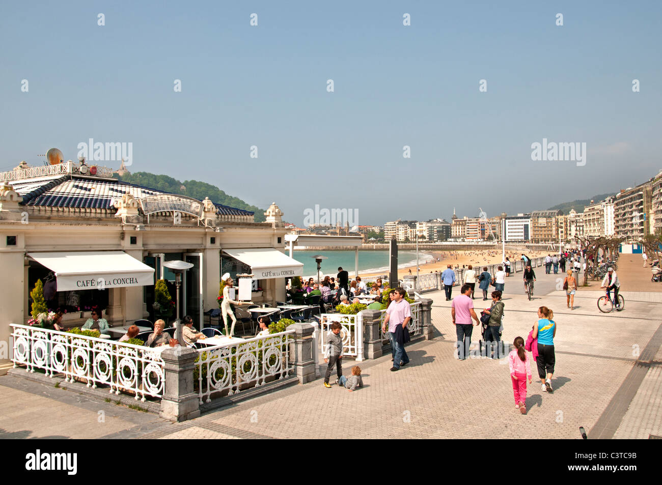 Cafe beach spain hi-res stock photography and images - Alamy