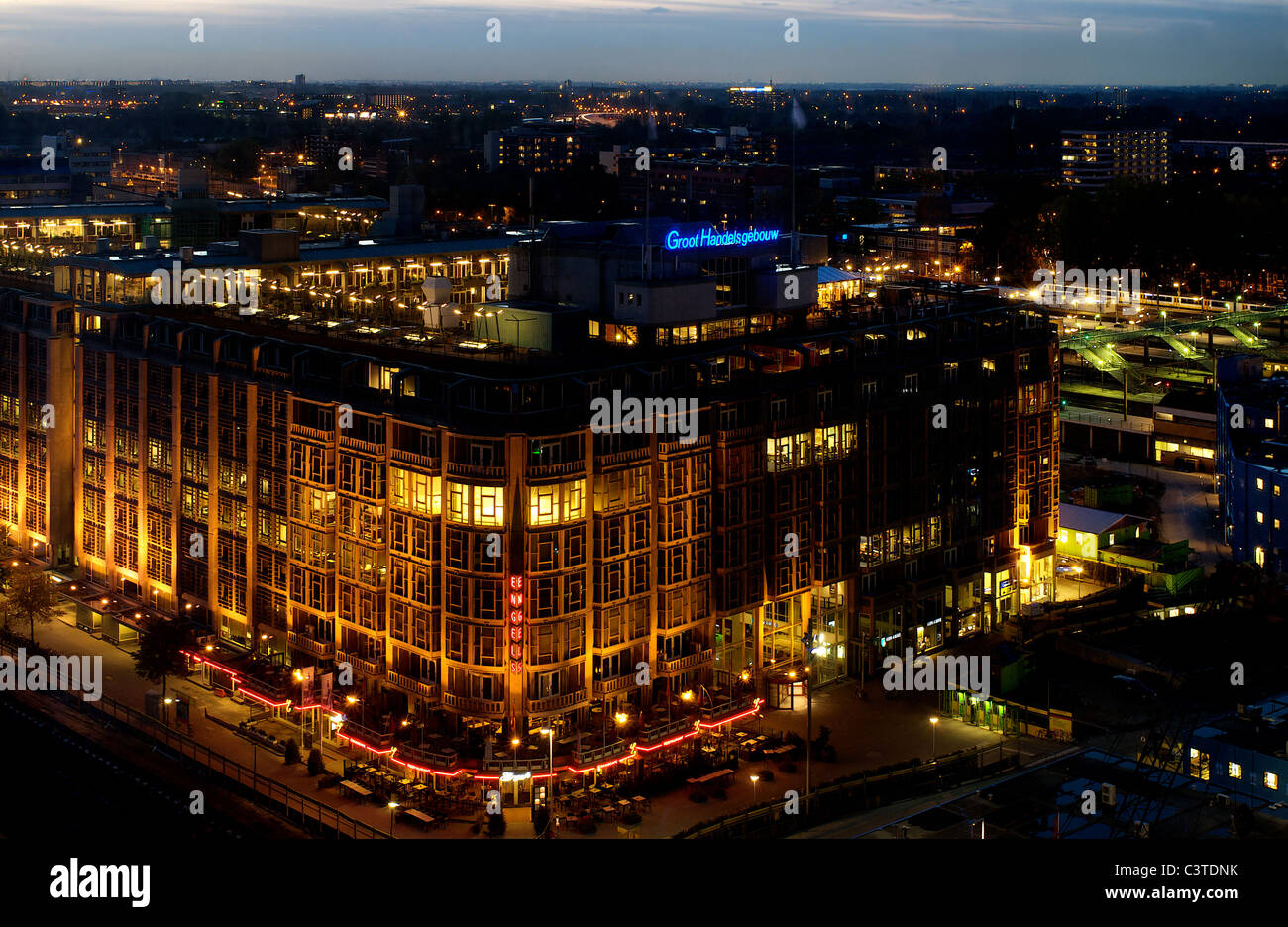 The Groot Handelsgebouw at night, Rotterdam, Netherlands Stock Photo ...