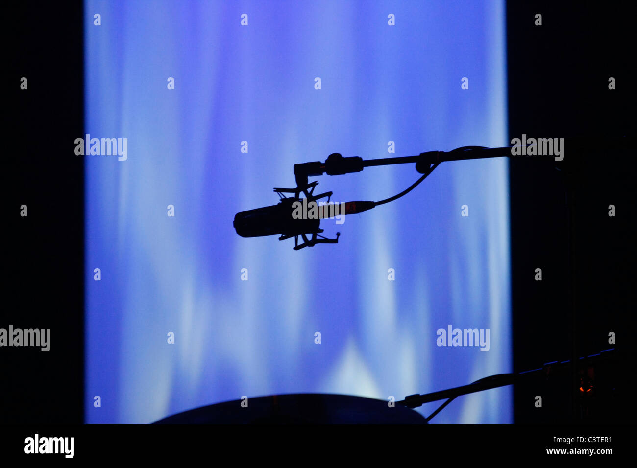 Stage mic hi-res stock photography and images - Alamy