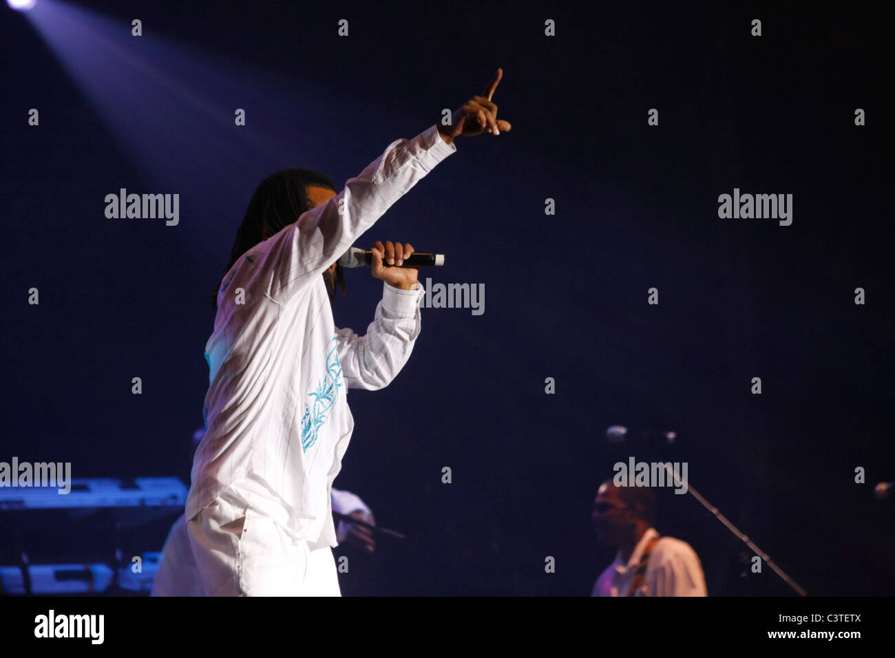 singer on stage Stock Photo - Alamy