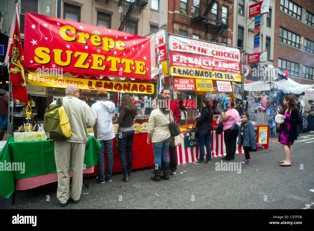 Fries stands hi-res stock photography and images - Alamy