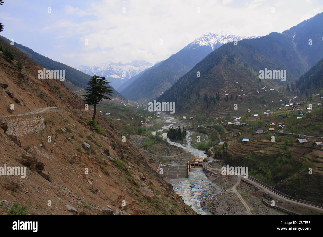 valley in Himalayas kashmir Stock Photo - Alamy