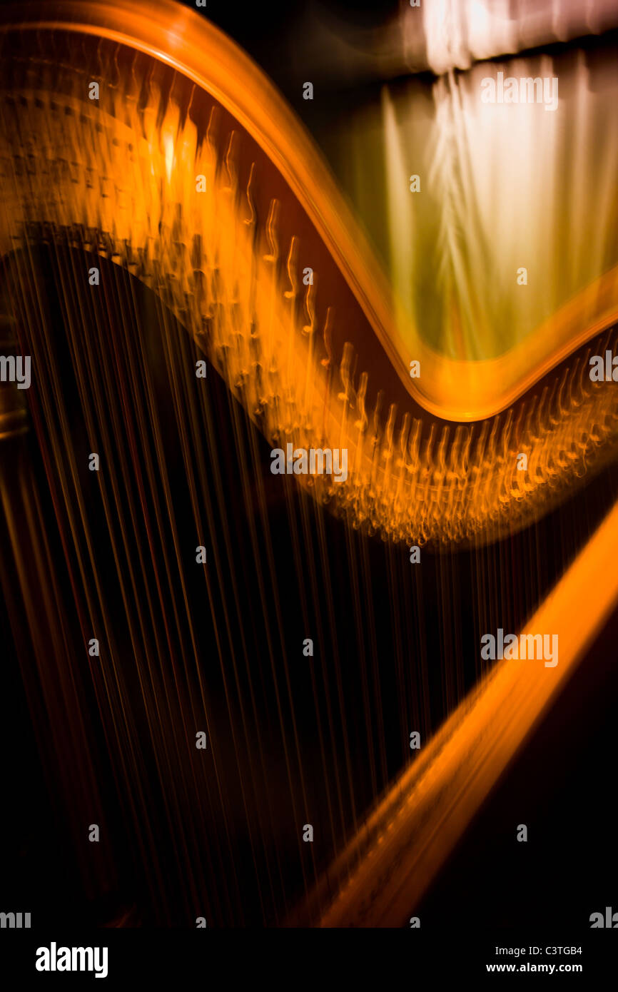 Motion harp hi-res stock photography and images - Alamy