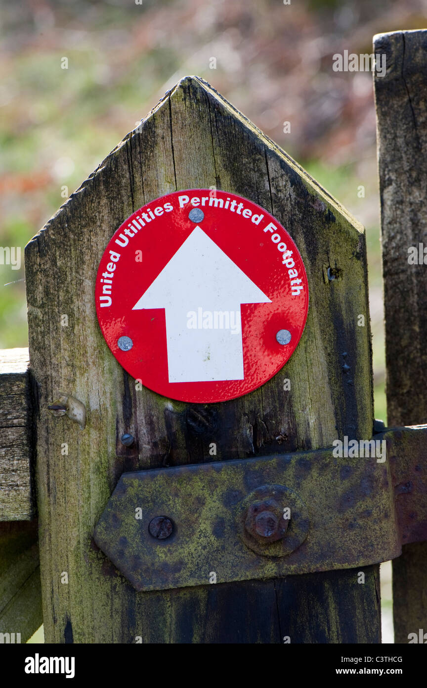 Footpath direction pointers on post Stock Photo - Alamy