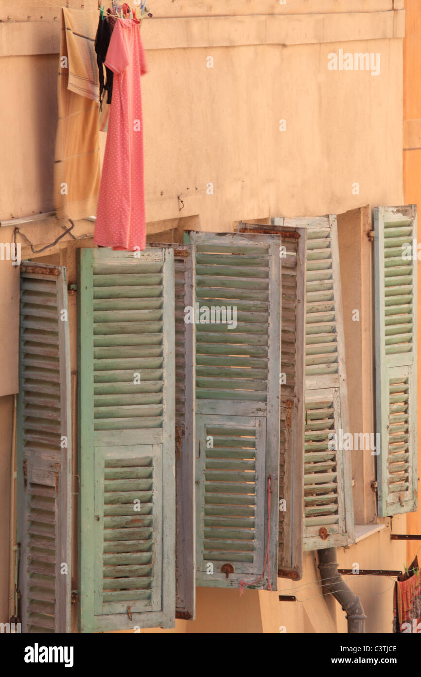 Colorful building in the old town of Nice Stock Photo - Alamy