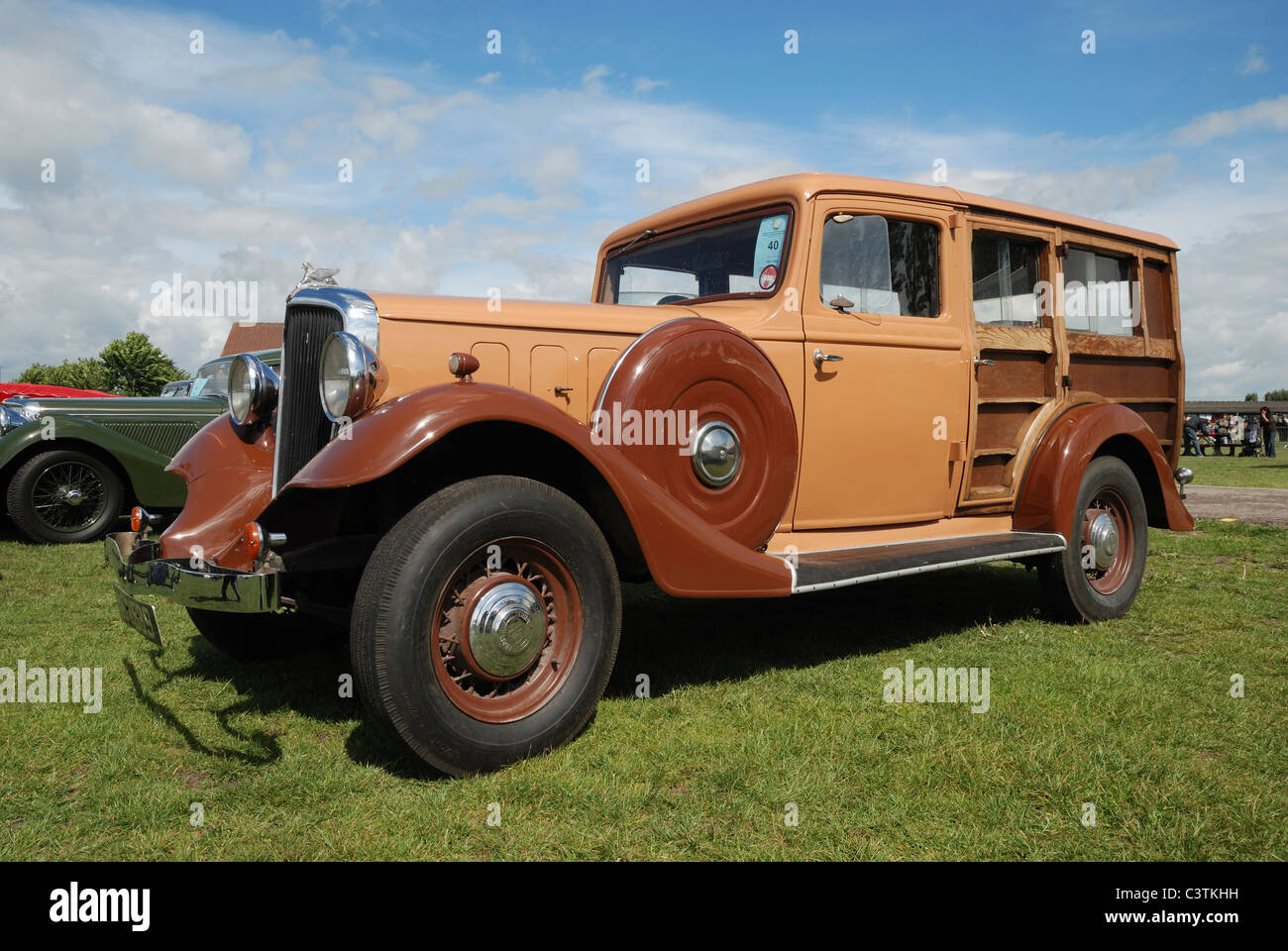 Shooting brake hi-res stock photography and images - Alamy
