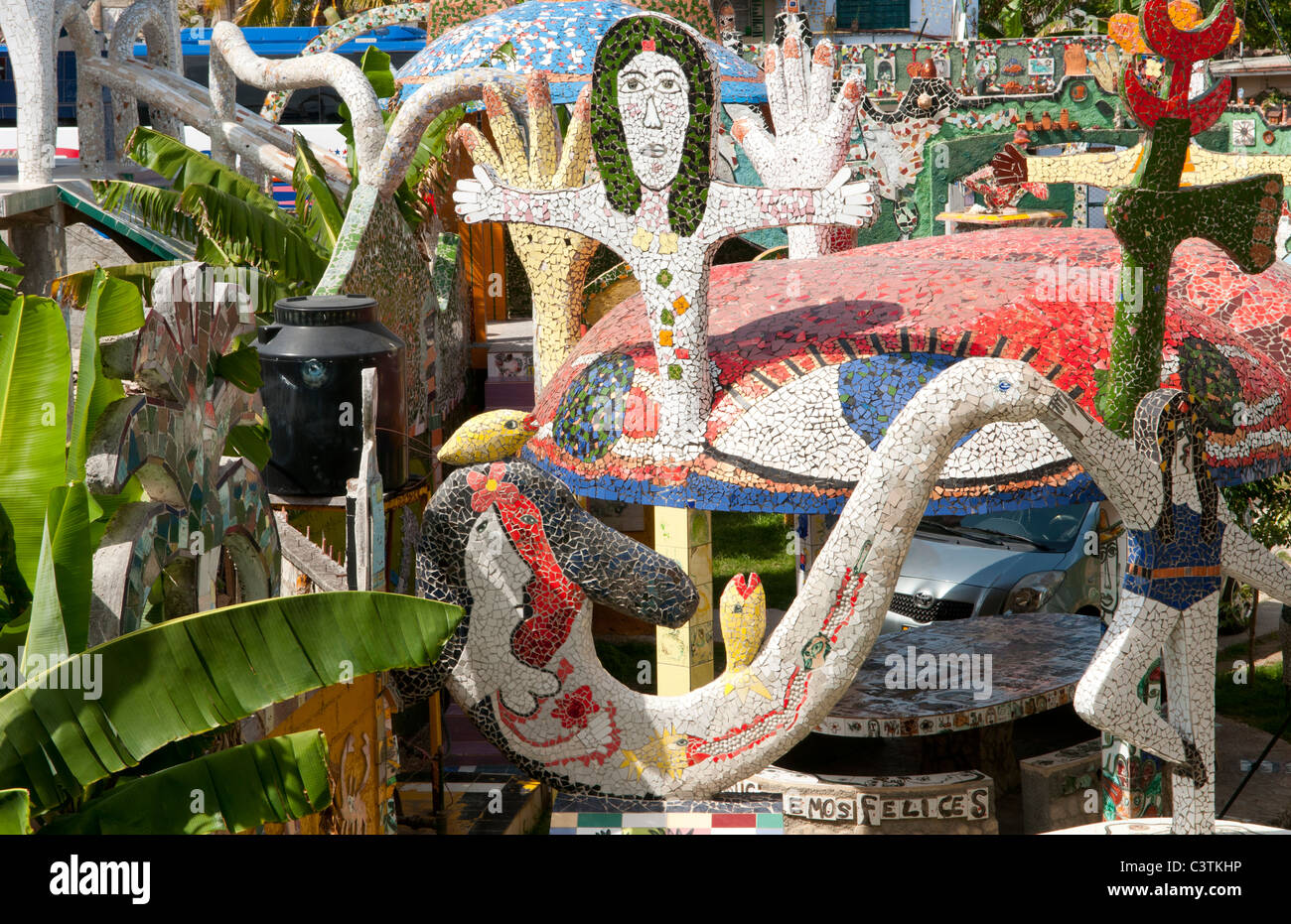 Artist With Ceramics High Resolution Stock Photography and Images - Alamy