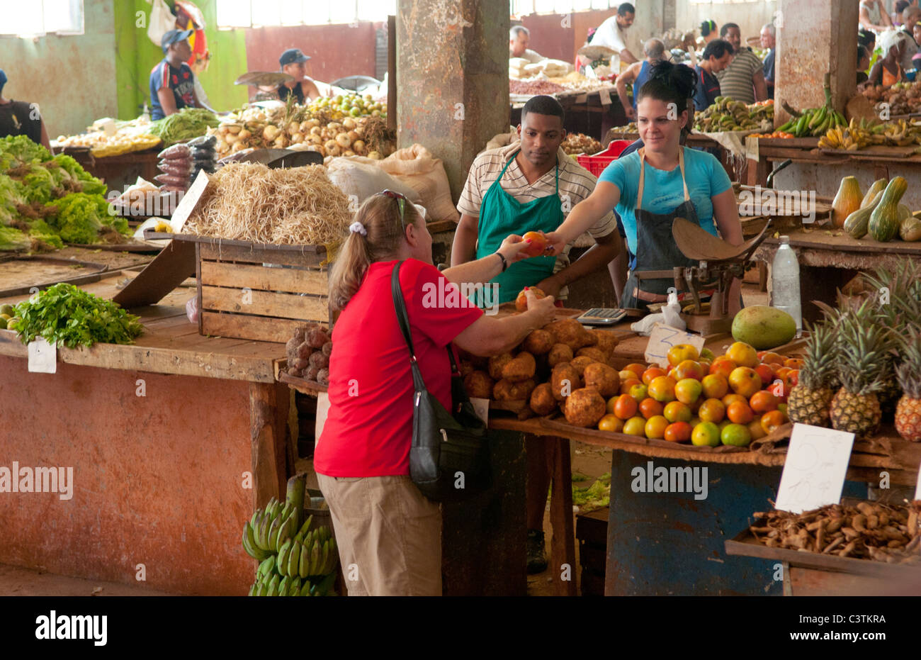 Hispanic flea market hi-res stock photography and images - Alamy