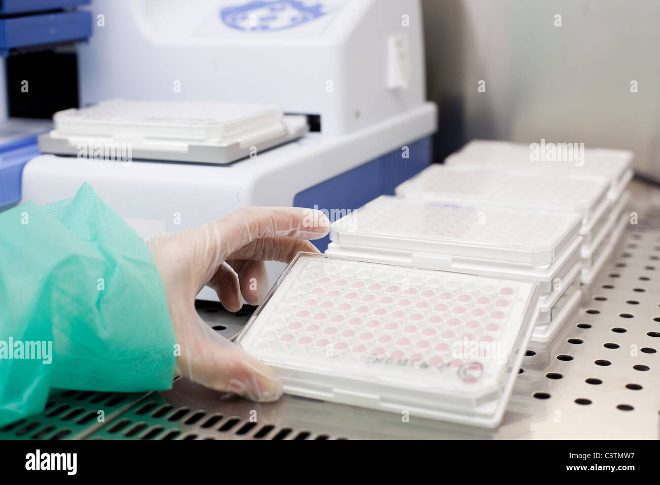 Chemical Trays High Resolution Stock Photography and Images - Alamy