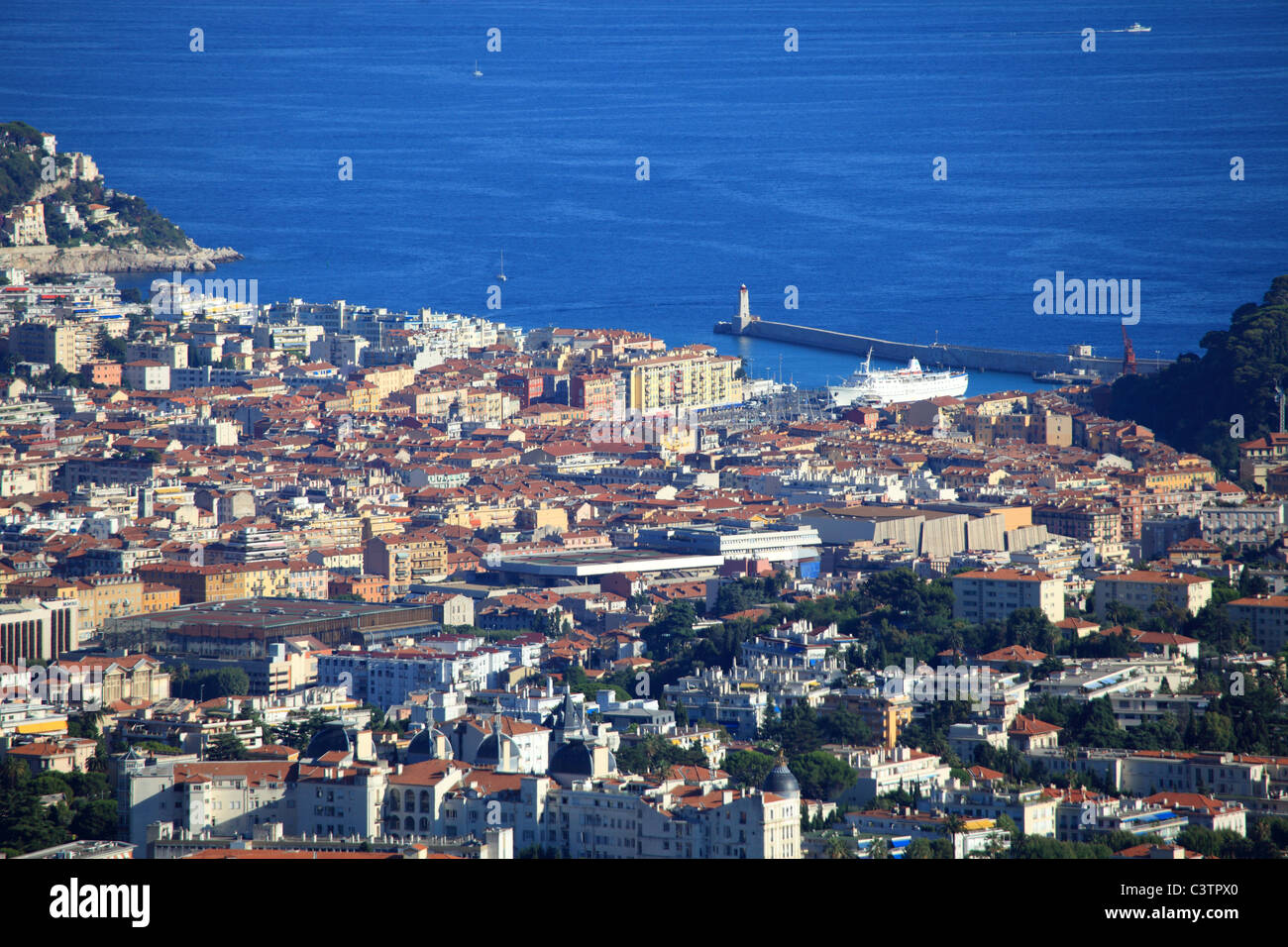 Overhead view above Nice city Stock Photo - Alamy