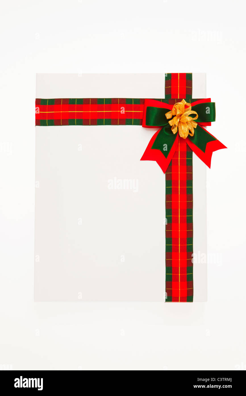 Cut red ribbon hi-res stock photography and images - Alamy