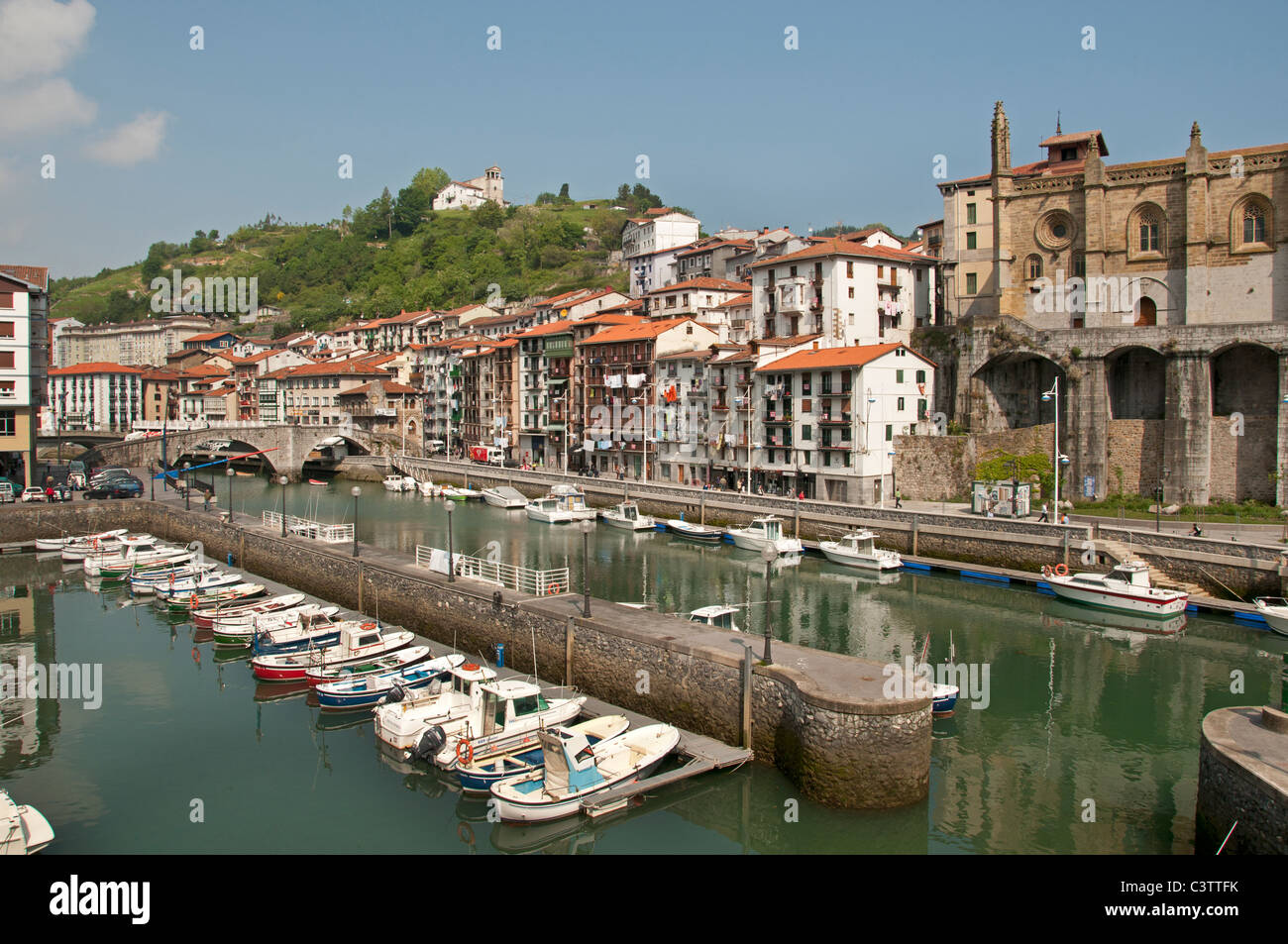 Ondarroa Spain old Spanish Fishing Port Harbor Stock Photo - Alamy