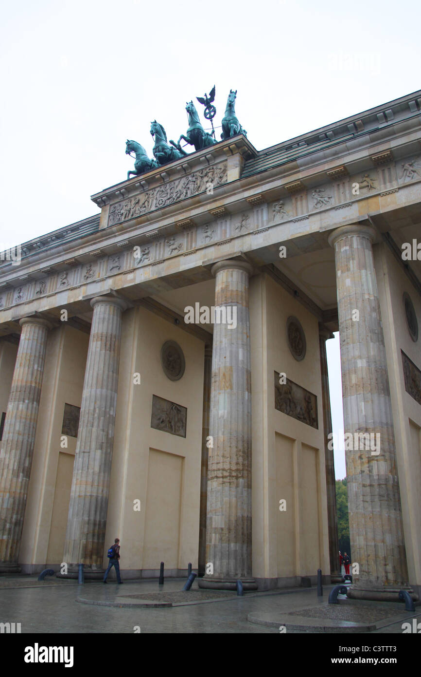 Brandenberg gate hi-res stock photography and images - Alamy