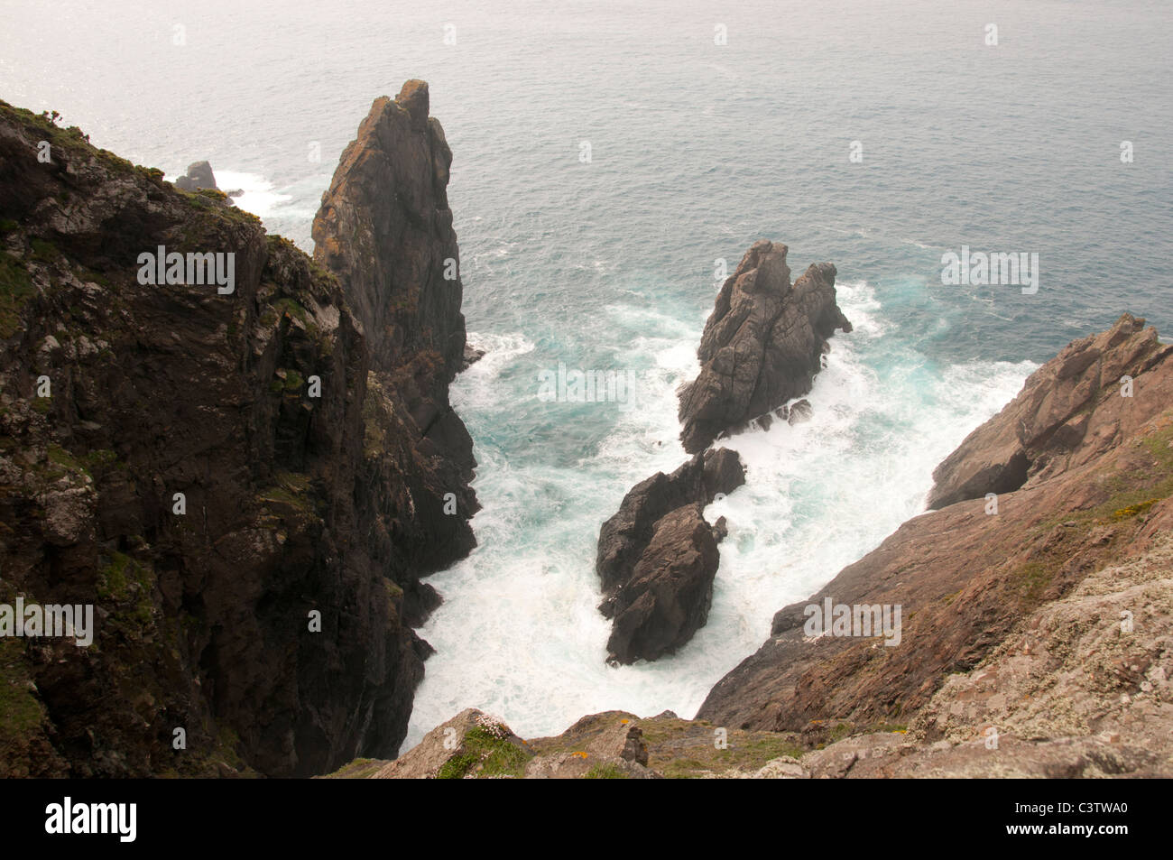 Cliffs cliffs cliffs cliffs sea hi-res stock photography and images - Alamy