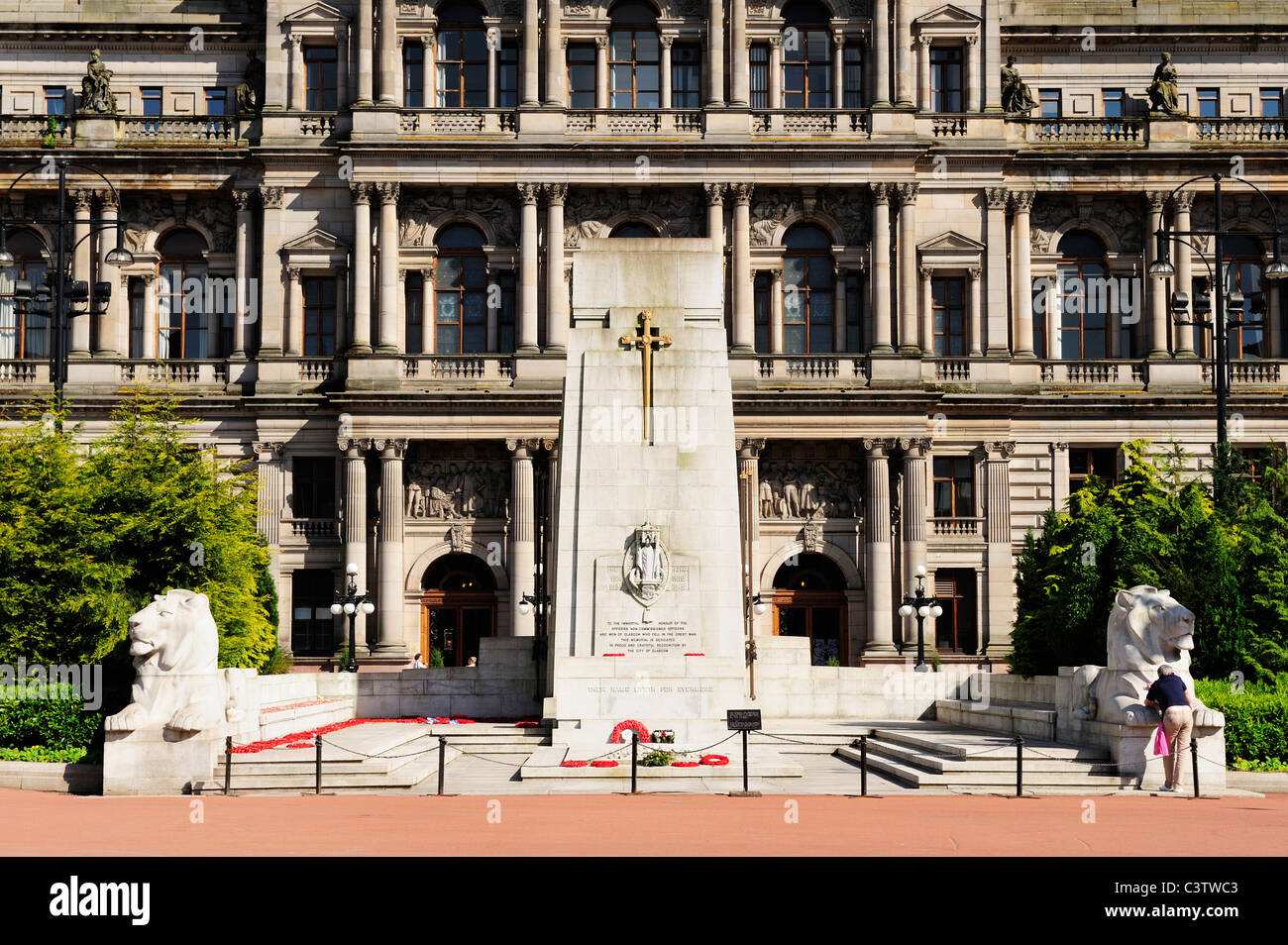 City chambers in george square hi-res stock photography and images - Alamy