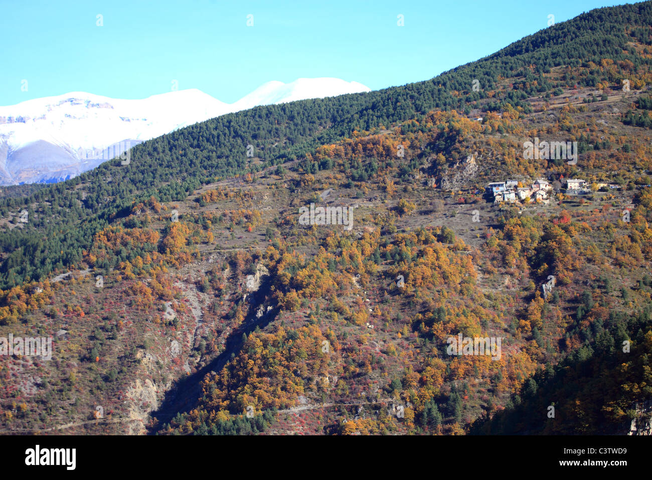 The impressive red colored Gorges de Daluis in northern Alpes-Maritimes ...