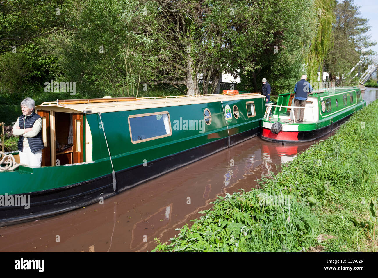 Green Barges crossing on Brecon Canal and Canal boats near Talybont-on ...