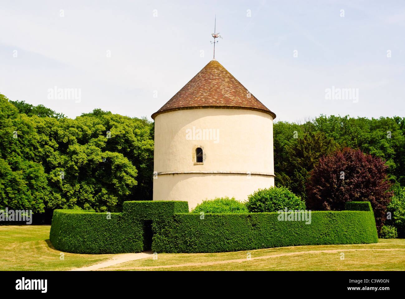 Medieval pigeon house at Château de Breteuil in the Chevreuse valley ...