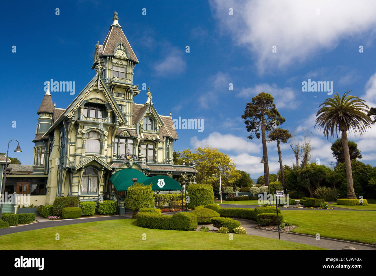 Queen anne style architecture hi-res stock photography and images - Alamy